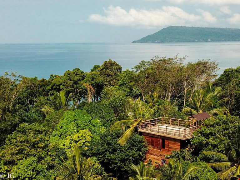 Khám phá MPAI vịnh xinh đẹp ở Koh Rong Samloem